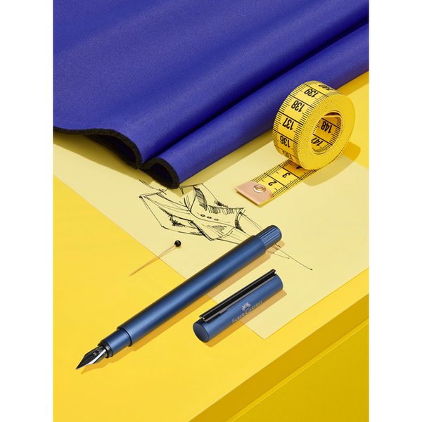 Neo Slim Dark Blue 万年筆 – ファーバーカステル公式オンラインストア